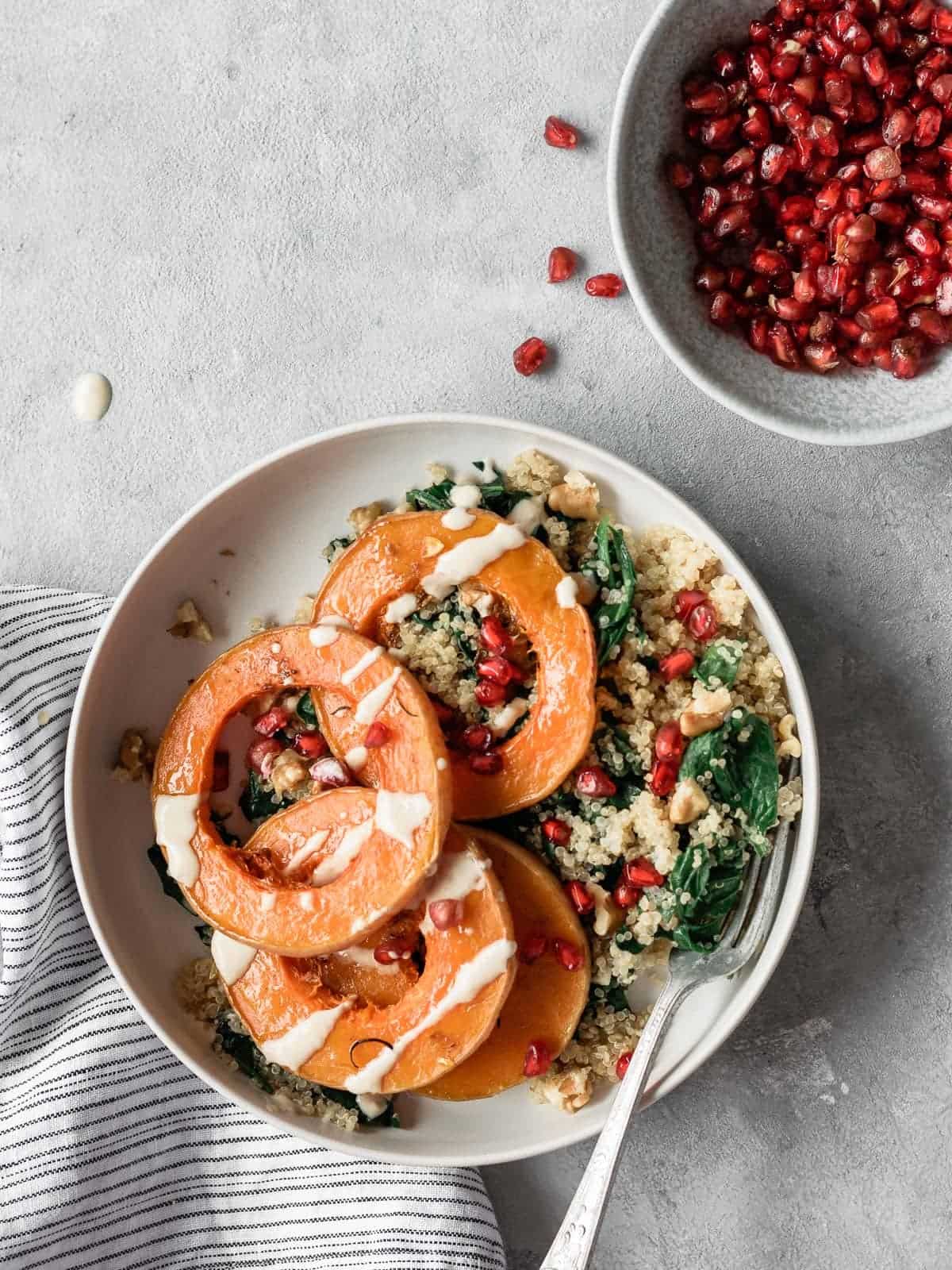 Salada Quente de Abóbora e Quinoa - Anita Healthy